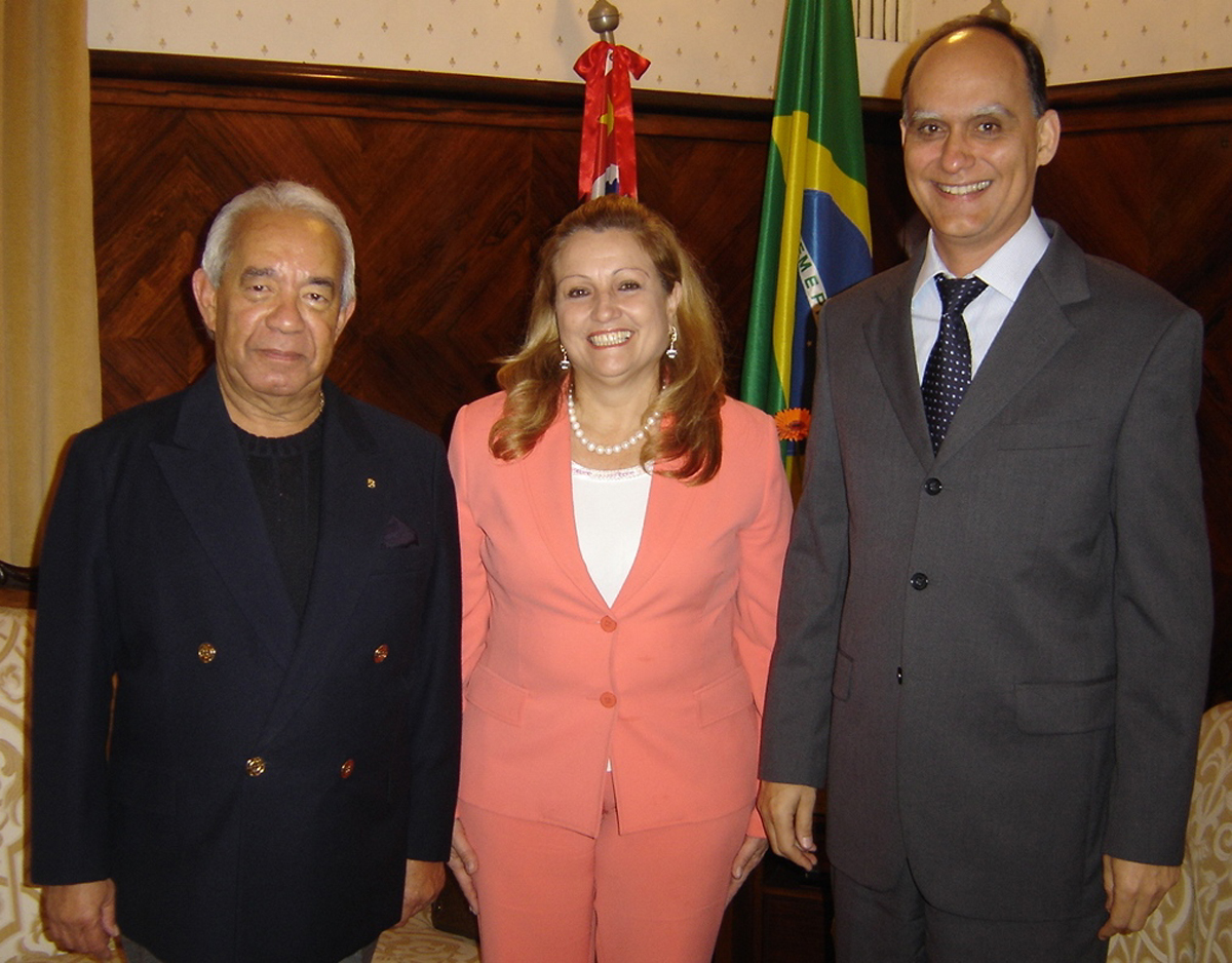Deputada instala núcleo de mulheres do PSDB em Santos