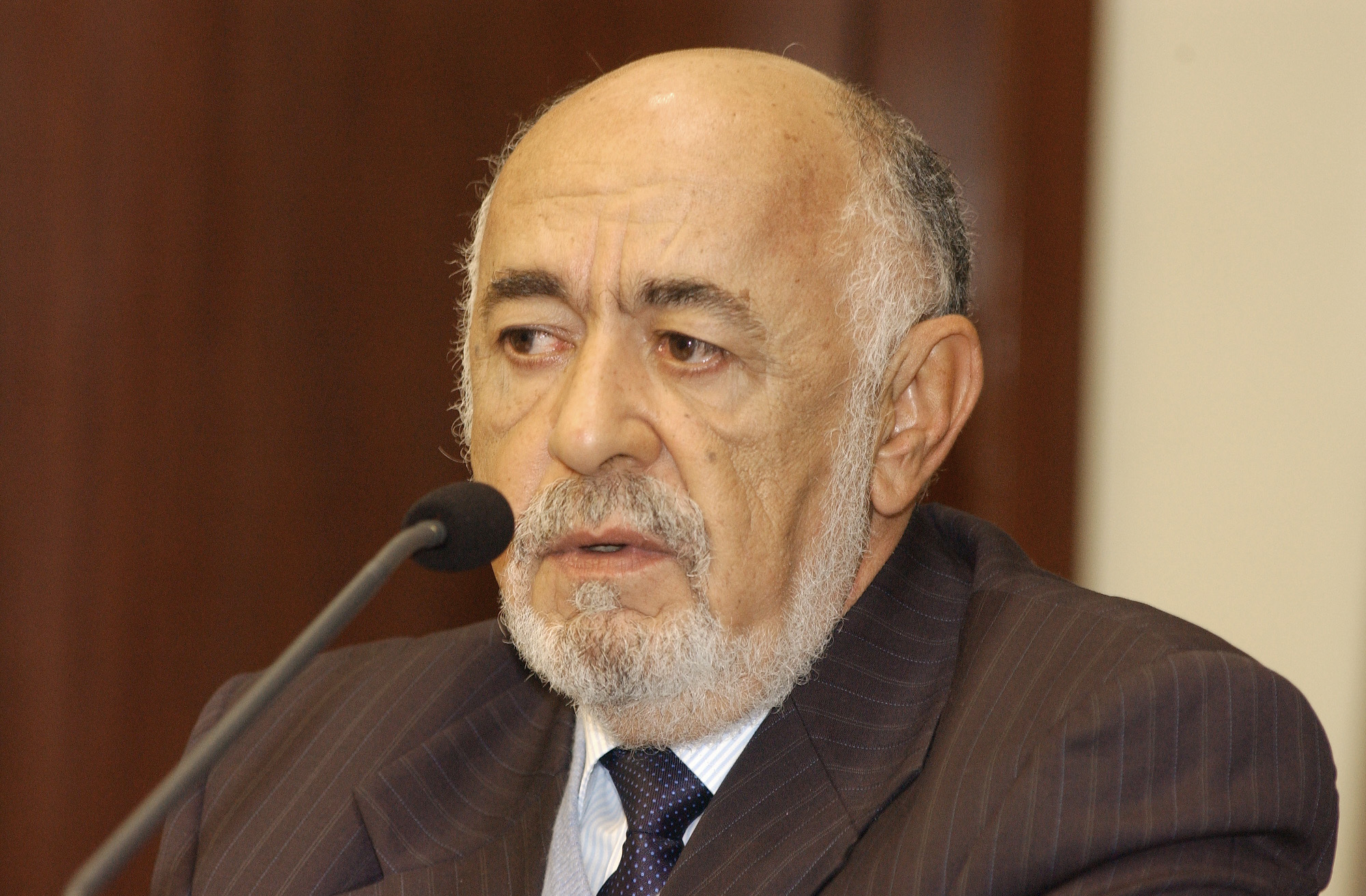 Diretor da Nossa Caixa afirma que irregularidades em contratos não ...